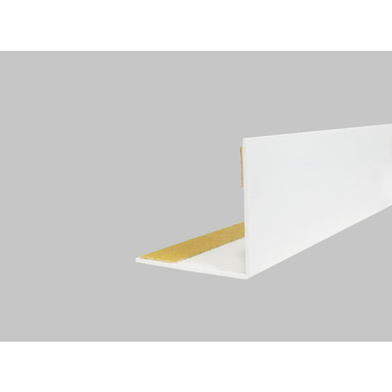 Vinkellist 30 x 30mm sk hvit 2,5m (4437SKH) - IBG